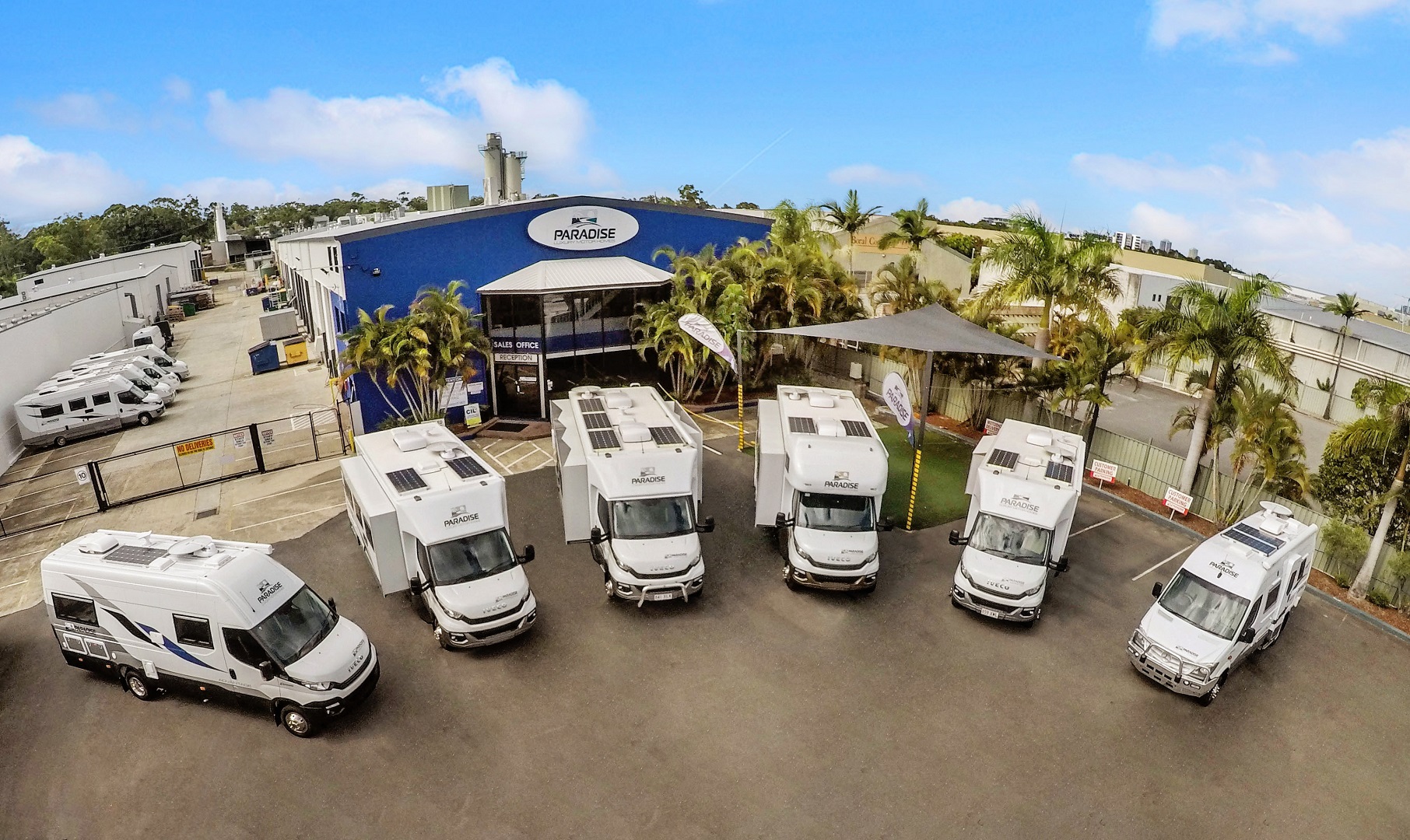 About Us - Paradise Luxury Motor Homes