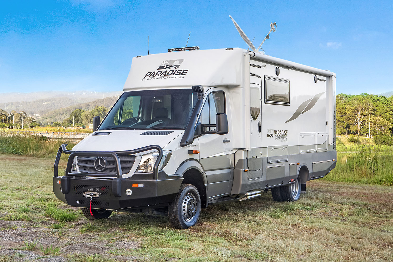 About Us - Paradise Luxury Motor Homes